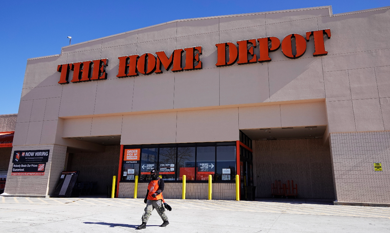 Home Depot Data Breach: Employees' Information Allegedly Compromised - Cybertechwiz